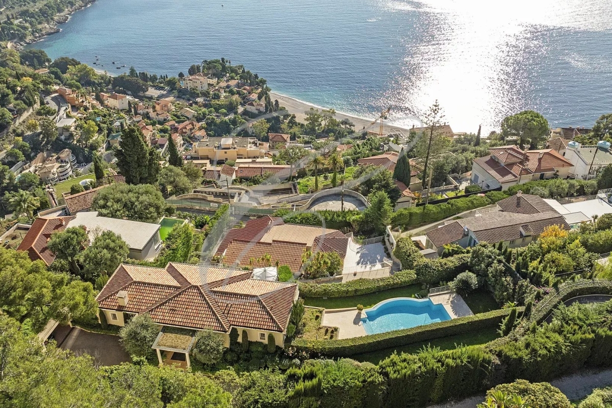 House, luxury and prestige, for sale Roquebrune-Cap-Martin - 6 main ...