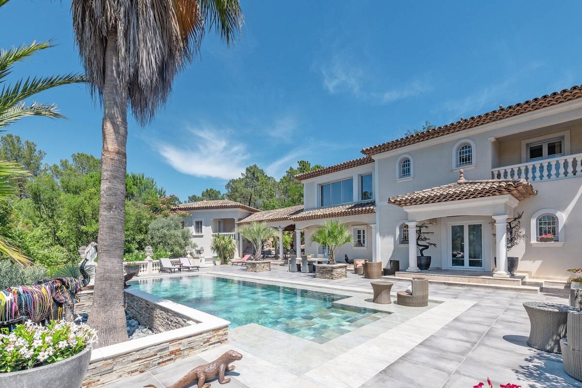 House, luxury and prestige, for sale Roquebrune-sur-Argens - 9 main ...