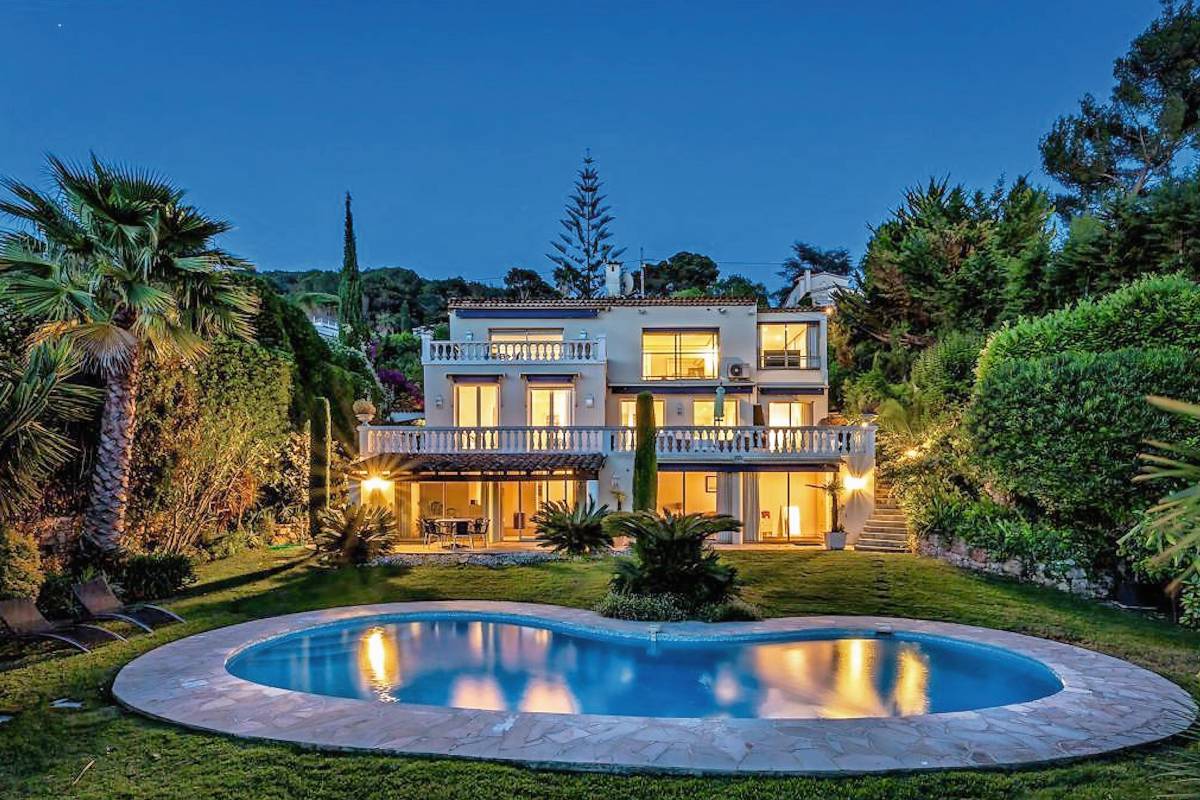 House, luxury and prestige, for sale Cannes - 7 main rooms - 2716344