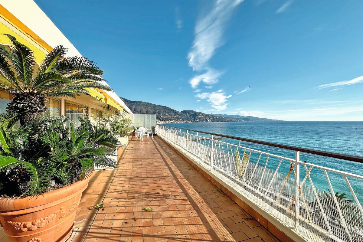 Apartment, luxury and prestige, for sale Roquebrune-Cap-Martin - 3 main ...