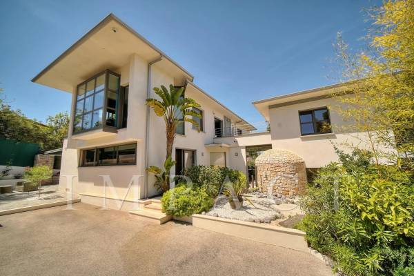 House, luxury and prestige, for sale Cannes - 8 main rooms 350m² - 2352202